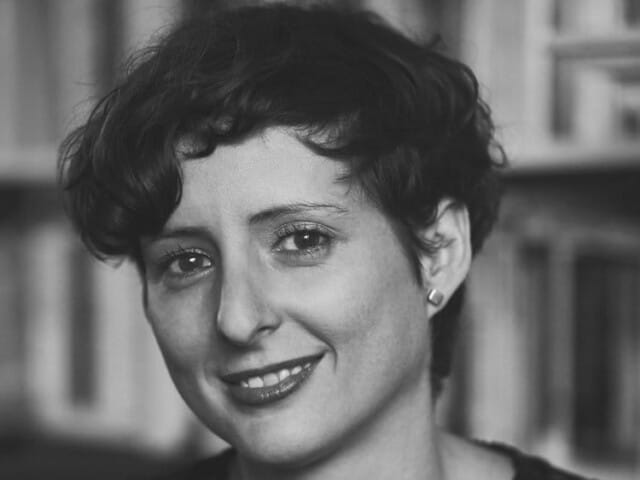 Sarah Linton – SERIAL EYES